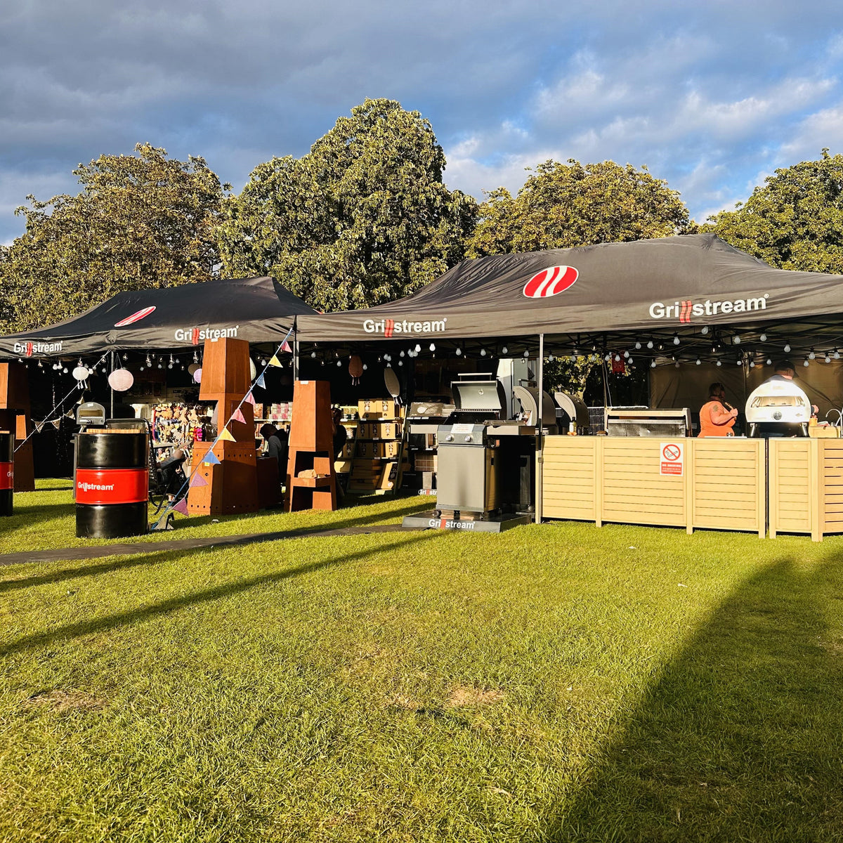 Smoke and Fire – GRILLSTREAM