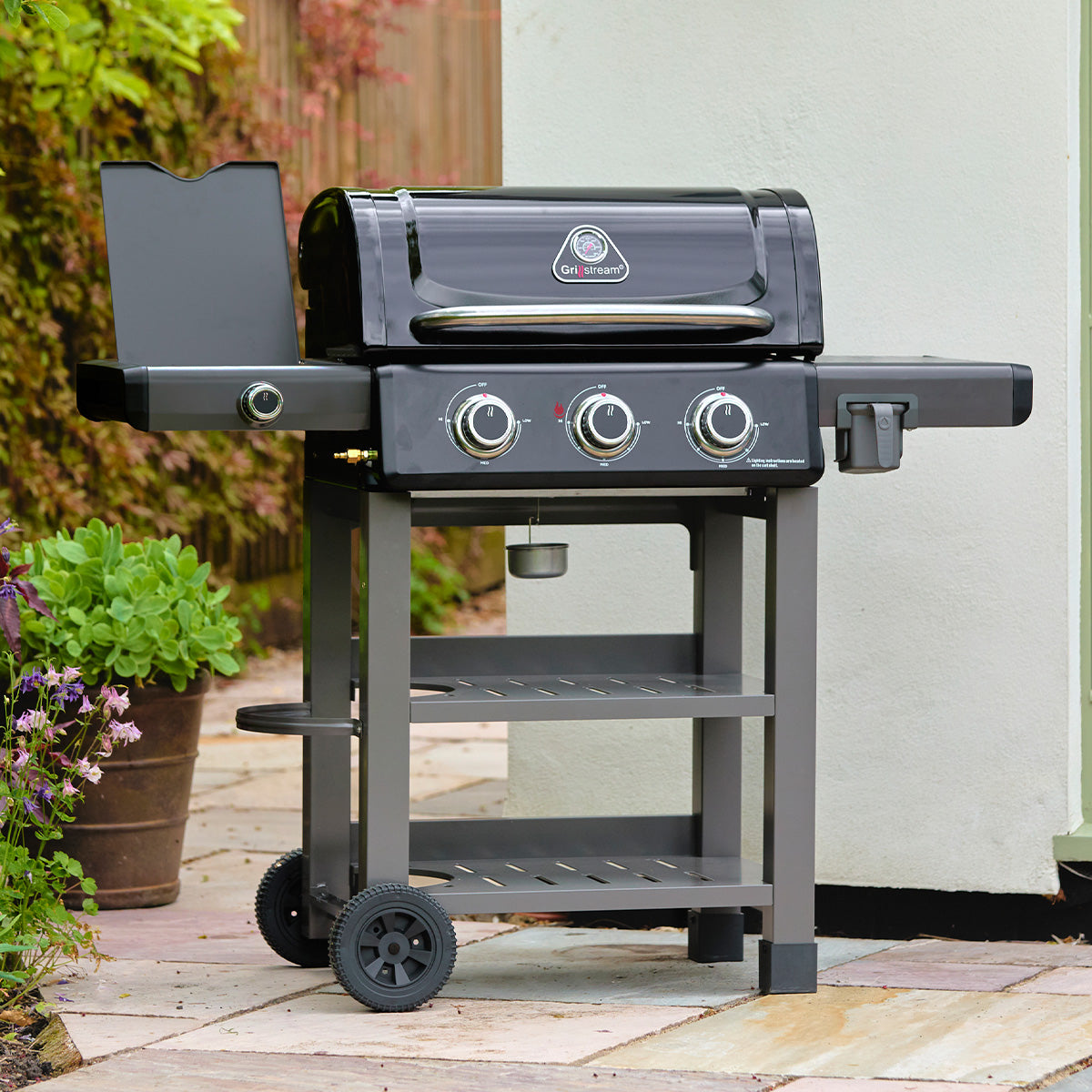 Carbon 3 Burner Barbecue – GRILLSTREAM