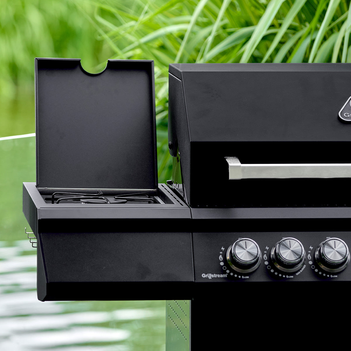 Stealth 4 Burner Barbecue – GRILLSTREAM